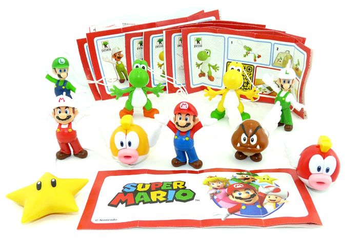 Super Mario Set aus dem Kinder Joy Ei 2025. Alle 10 Figuren mit allen BPZ und Benzel - Ü-Ei ...