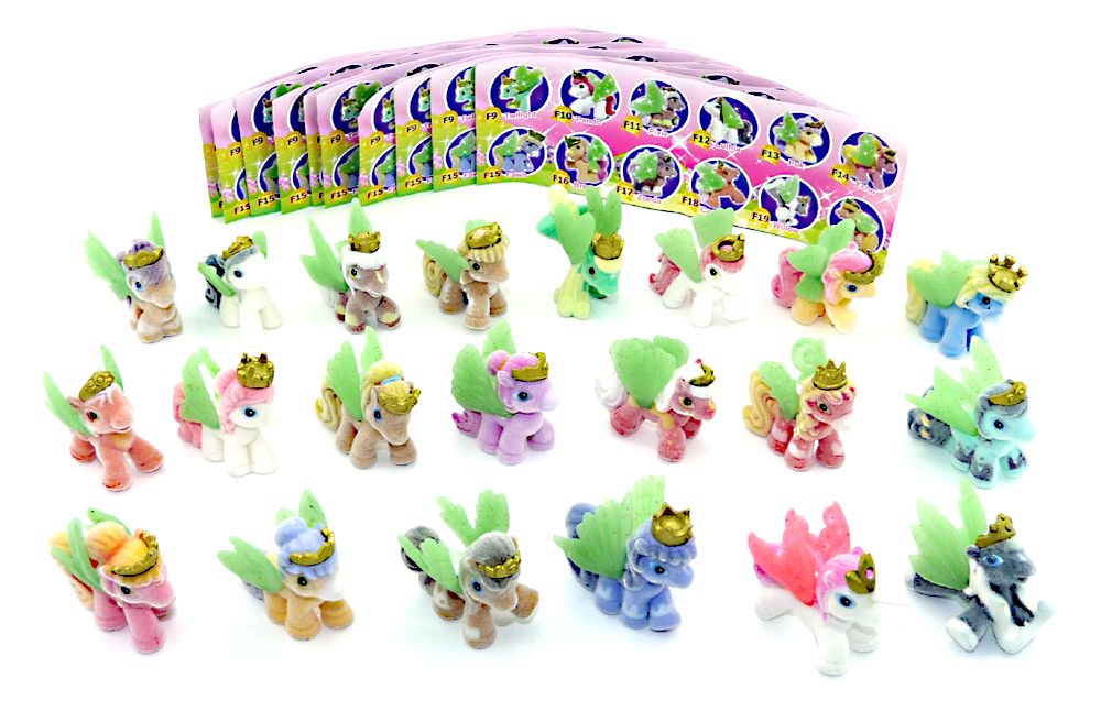 Baby Filly Witchy Figuren aus dem Überraschungsei von Ferrero zum ...