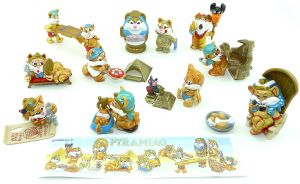 Figurensatz PYRAMIAO 1998. Alle Figuren der Serie und ein Beipackzettel ...