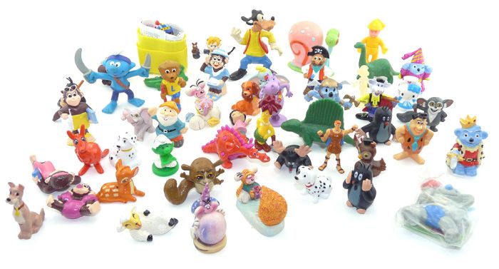 50 gemischte bunte Figuren genau so wie auf dem Foto zu sehen! - Ü-Ei ...